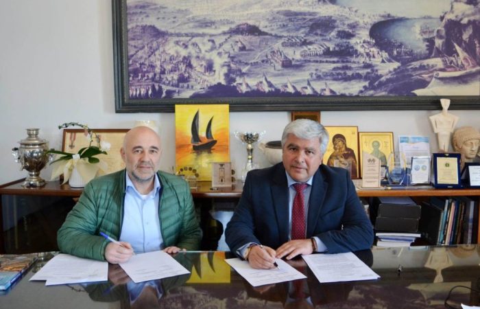 Με την υπογραφή του Νίκου Γεωργάκου και η κατασκευή του σύγχρονου ...